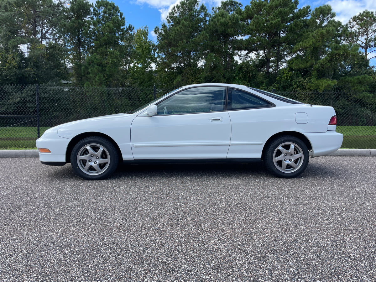 1996 Acura Integra LS, 65k Miles, 5 Speed - Solid, Honest Car – IPGparts